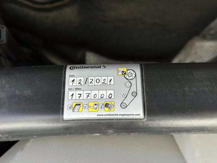 Pelēks Volvo XC90 2012 Rīga, ar dzinēja tilpumu 2.40 L un nobraukumu 213 tūkst. km par 11500 €, foto 11 vietnē AUTOMOTO.COM.LV