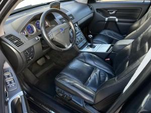 Pelēks Volvo XC90 2012 Rīga, ar dzinēja tilpumu 2.40 L un nobraukumu 213 tūkst. km par 11500 €, foto 12 vietnē AUTOMOTO.COM.LV