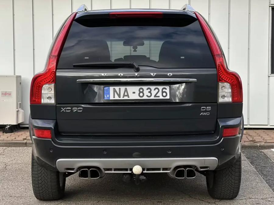 Pelēks Volvo XC90 2012 Rīga, ar dzinēja tilpumu 2.40 L un nobraukumu 213 tūkst. km par 11500 €, foto 30 vietnē AUTOMOTO.COM.LV