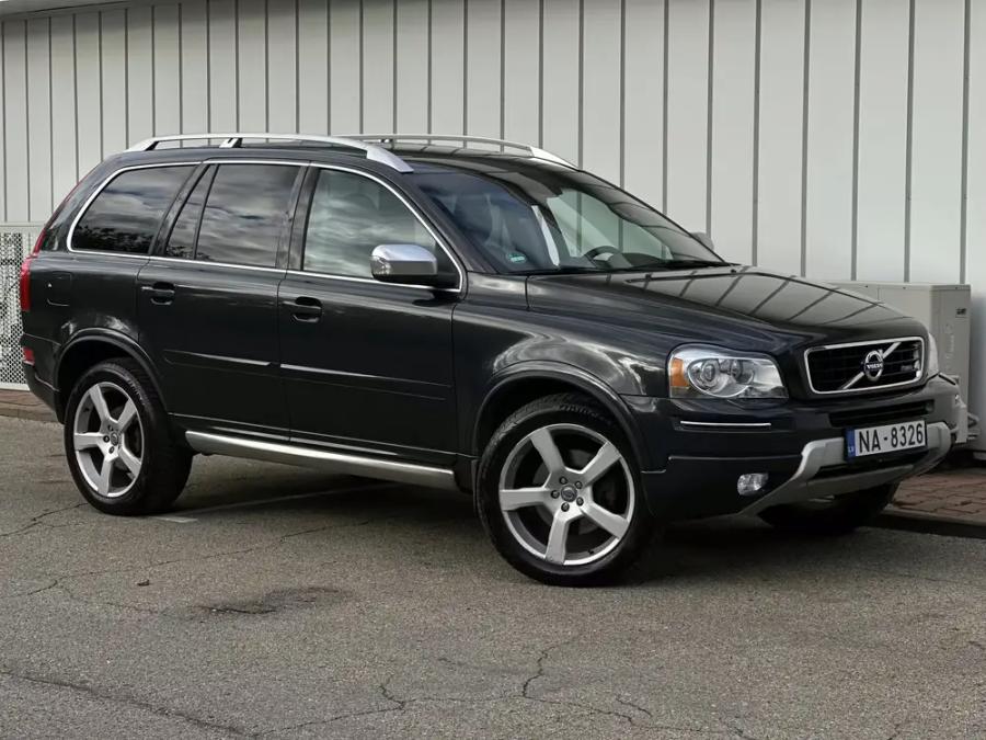 Pelēks Volvo XC90 2012 Rīga, ar dzinēja tilpumu 2.40 L un nobraukumu 213 tūkst. km par 11500 €, foto 31 vietnē AUTOMOTO.COM.LV