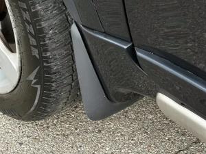 Pelēks Volvo XC90 2012 Rīga, ar dzinēja tilpumu 2.40 L un nobraukumu 213 tūkst. km par 11500 €, foto 35 vietnē AUTOMOTO.COM.LV