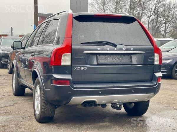 Pelēks Volvo XC90 2012 Rīga, ar dzinēja tilpumu 2.40 L un nobraukumu 0 tūkst. km par 10900 €, foto 4 vietnē AUTOMOTO.COM.LV