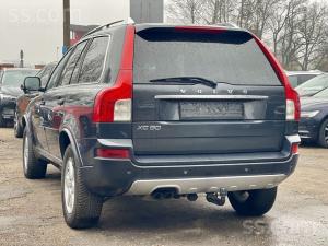 Grey Volvo XC90 2012 in Riga, with an engine capacity of 2.40 L and mileage of 0 thousand km for 10900 €, photo 5 on AUTOMOTO.COM.LV