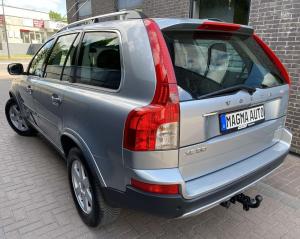 Grey Volvo XC90 2012 in Marijampole, with an engine capacity of 2.40 L and mileage of 289 thousand km for 10999 €, photo 14 on AUTOMOTO.COM.LV