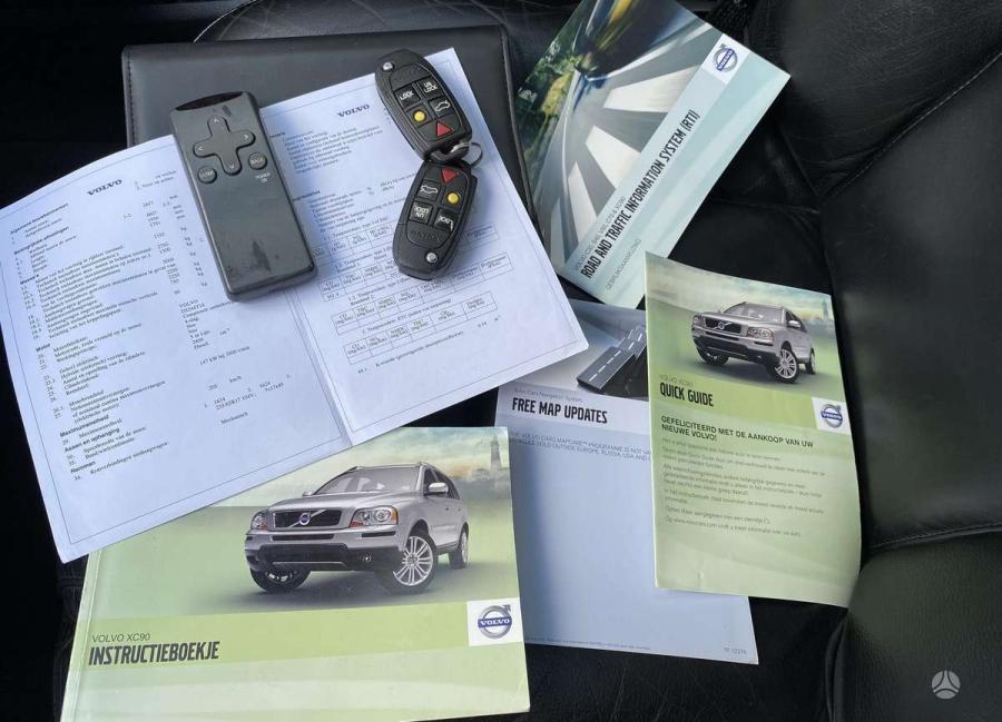 Grey Volvo XC90 2012 in Marijampole, with an engine capacity of 2.40 L and mileage of 289 thousand km for 10999 €, photo 37 on AUTOMOTO.COM.LV