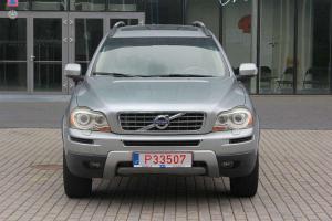Grey Volvo XC90 2012 in Siauliai, with an engine capacity of 3.19 L and mileage of 225 thousand km for 6950 €, photo 3 on AUTOMOTO.COM.LV