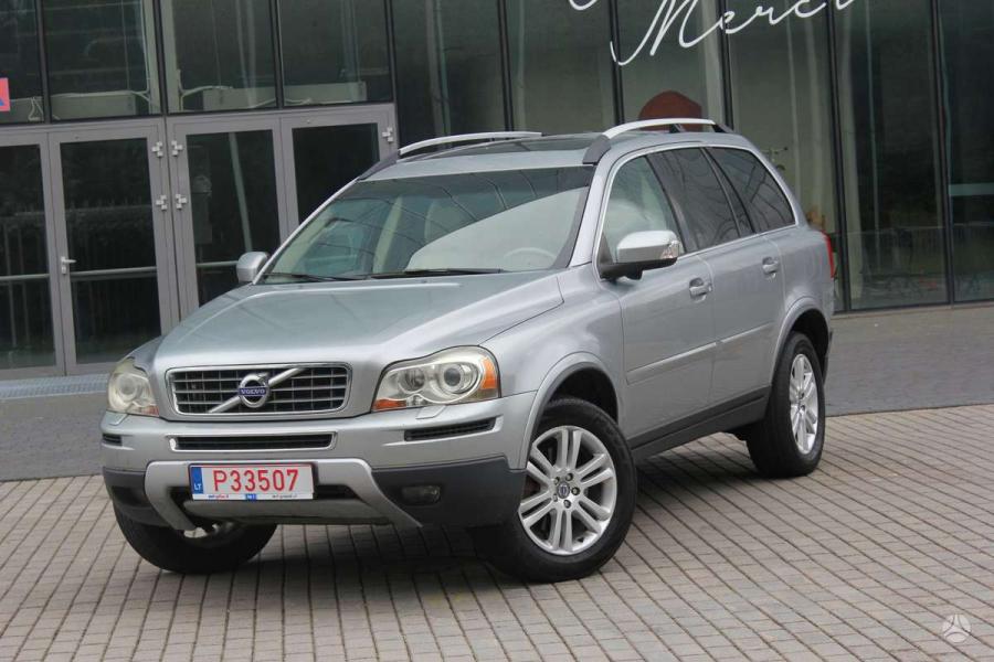 Grey Volvo XC90 2012 in Siauliai, with an engine capacity of 3.19 L and mileage of 225 thousand km for 6950 €, photo 4 on AUTOMOTO.COM.LV