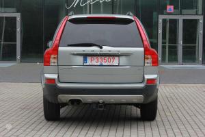 Grey Volvo XC90 2012 in Siauliai, with an engine capacity of 3.19 L and mileage of 225 thousand km for 6950 €, photo 8 on AUTOMOTO.COM.LV