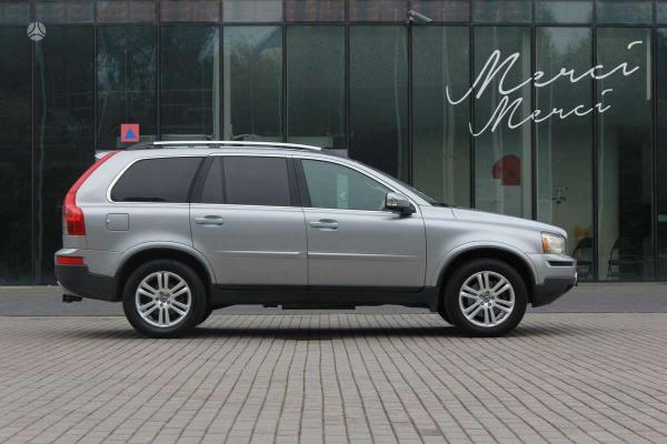 Volvo XC90 2012 in Siauliai on AUTOMOTO.COM.LV Grey Volvo XC90 2012 in Siauliai, with an engine capacity of 3.19 L and mileage of 225 thousand km for 6950 β¬, photo 9 on AUTOMOTO.COM.LV
