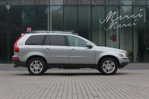 Grey Volvo XC90 2012 in Siauliai, with an engine capacity of 3.19 L and mileage of 225 thousand km for 6950 €, photo 9 on AUTOMOTO.COM.LV