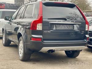 Grey Volvo XC90 2012 in Riga, with an engine capacity of 2.40 L and mileage of 0 thousand km for 11750 €, photo 4 on AUTOMOTO.COM.LV
