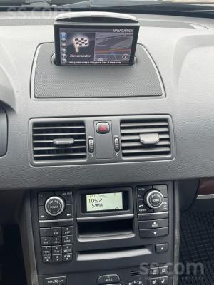 Grey Volvo XC90 2012 in Riga, with an engine capacity of 2.40 L and mileage of 0 thousand km for 11750 €, photo 9 on AUTOMOTO.COM.LV