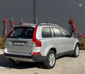Grey Volvo XC90 2012 in Vilnius, with an engine capacity of 2.40 L and mileage of 240 thousand km for 8950 €, photo 5 on AUTOMOTO.COM.LV