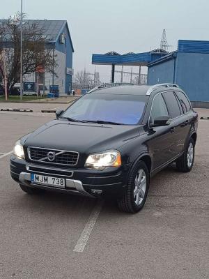 Grey Volvo XC90 2013 in Alytus, with an engine capacity of 2.40 L and mileage of 259 thousand km for 11900 €, photo  on AUTOMOTO.COM.LV