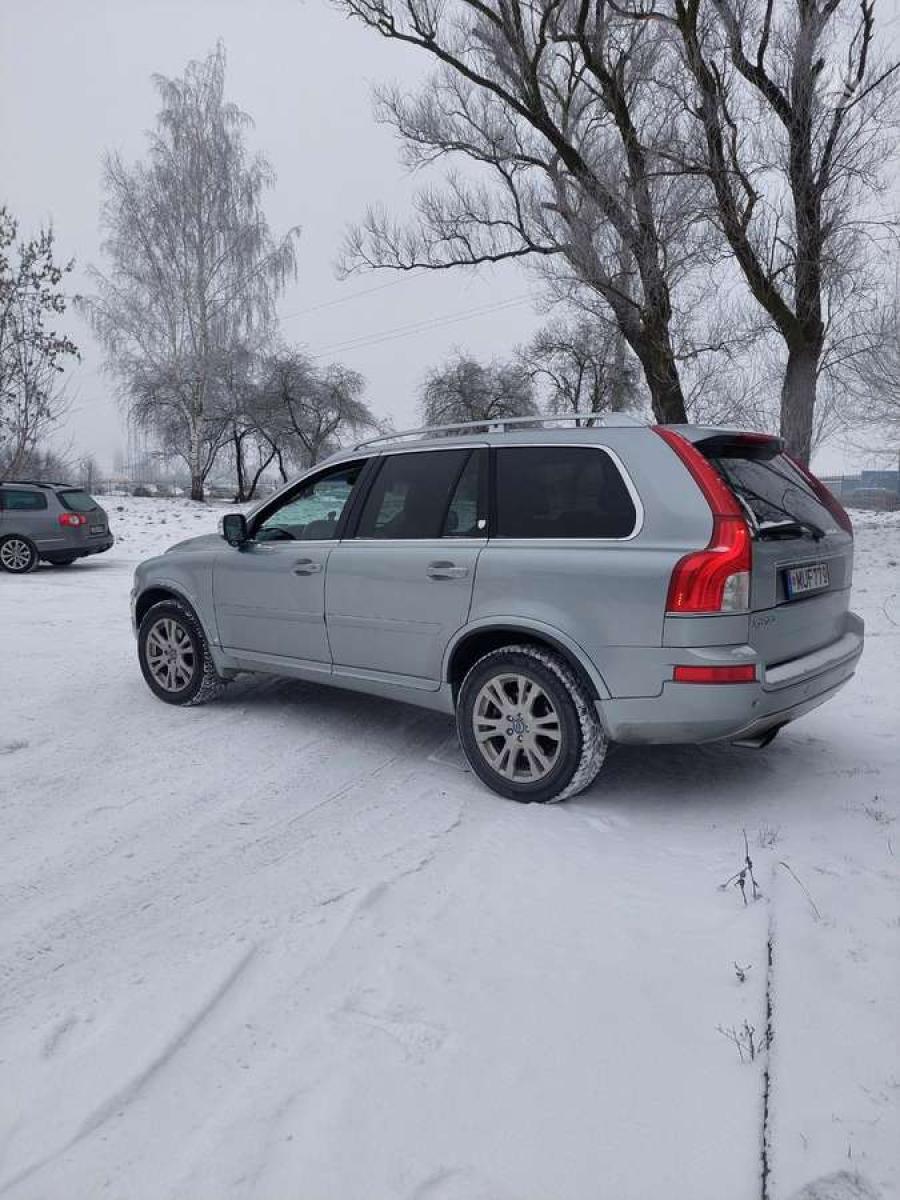 Pelēks Volvo XC90 2013 Kazlų Rūda, ar dzinēja tilpumu 3.19 L un nobraukumu 236 tūkst. km par 8950 €, foto 4 vietnē AUTOMOTO.COM.LV