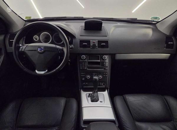 Pelēks Volvo XC90 2013 Marijampole, ar dzinēja tilpumu 2.40 L un nobraukumu 321 tūkst. km par 11999 €, foto 5 vietnē AUTOMOTO.COM.LV