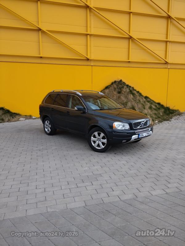 Pelēks Volvo XC90 2013 Tallina, ar dzinēja tilpumu 2.40 L un nobraukumu 222 tūkst. km par 11500 €, foto 3 vietnē AUTOMOTO.COM.LV