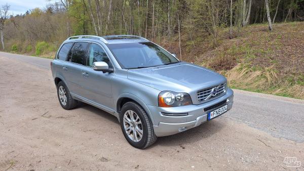 Pelēks Volvo XC90 2013 Kauņa, ar dzinēja tilpumu 3.20 L un nobraukumu 144 tūkst. km par 6800 €, foto 7 vietnē AUTOMOTO.COM.LV