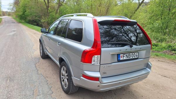 Pelēks Volvo XC90 2013 Kauņa, ar dzinēja tilpumu 3.20 L un nobraukumu 144 tūkst. km par 6800 €, foto 10 vietnē AUTOMOTO.COM.LV