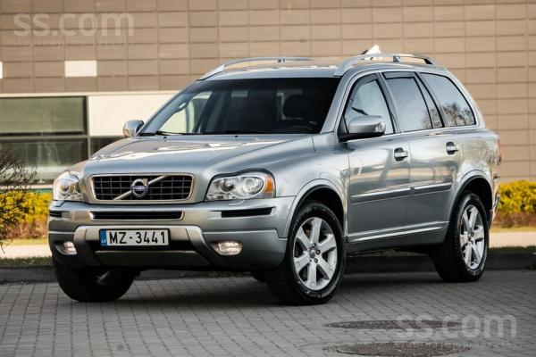 Pelēks Volvo XC90 2013 Jelgava, ar dzinēja tilpumu 2.40 L un nobraukumu 295 tūkst. km par 12500 €, foto 3 vietnē AUTOMOTO.COM.LV