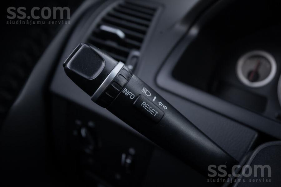 Pelēks Volvo XC90 2013 Jelgava, ar dzinēja tilpumu 2.40 L un nobraukumu 295 tūkst. km par 12500 €, foto 29 vietnē AUTOMOTO.COM.LV