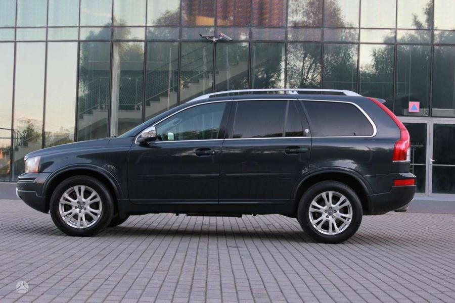 Pelēks Volvo XC90 2013 Šauļi, ar dzinēja tilpumu 3.19 L un nobraukumu 212 tūkst. km par 6900 €, foto 6 vietnē AUTOMOTO.COM.LV