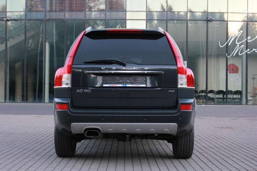 Pelēks Volvo XC90 2013 Šauļi, ar dzinēja tilpumu 3.19 L un nobraukumu 212 tūkst. km par 6900 €, foto 8 vietnē AUTOMOTO.COM.LV