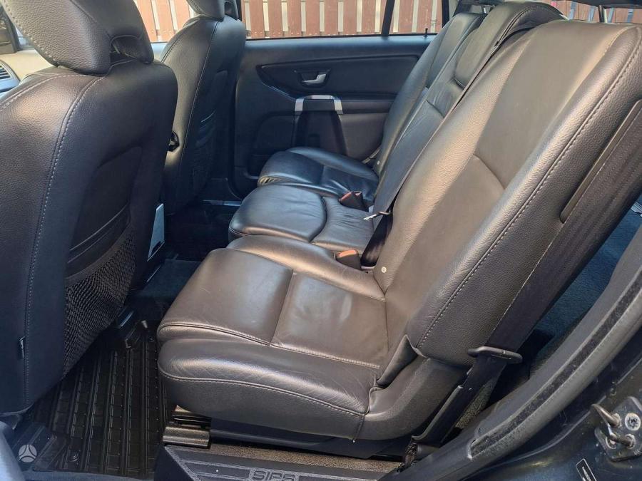 Pelēks Volvo XC90 2013 Šauļi, ar dzinēja tilpumu 3.19 L un nobraukumu 212 tūkst. km par 6900 €, foto 20 vietnē AUTOMOTO.COM.LV