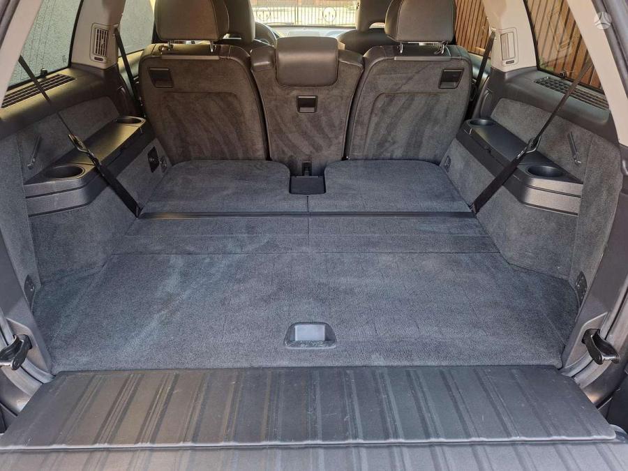 Pelēks Volvo XC90 2013 Šauļi, ar dzinēja tilpumu 3.19 L un nobraukumu 212 tūkst. km par 6900 €, foto 21 vietnē AUTOMOTO.COM.LV