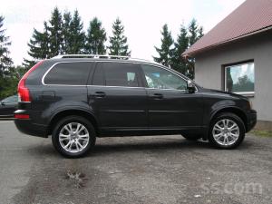 Grey Volvo XC90 2013 in Riga, with an engine capacity of 2.40 L and mileage of 0 thousand km for 13950 €, photo 4 on AUTOMOTO.COM.LV
