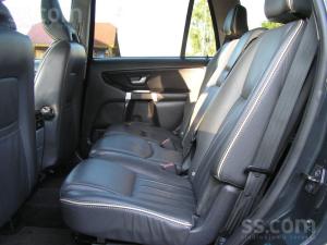 Grey Volvo XC90 2013 in Riga, with an engine capacity of 2.40 L and mileage of 0 thousand km for 13950 €, photo 23 on AUTOMOTO.COM.LV