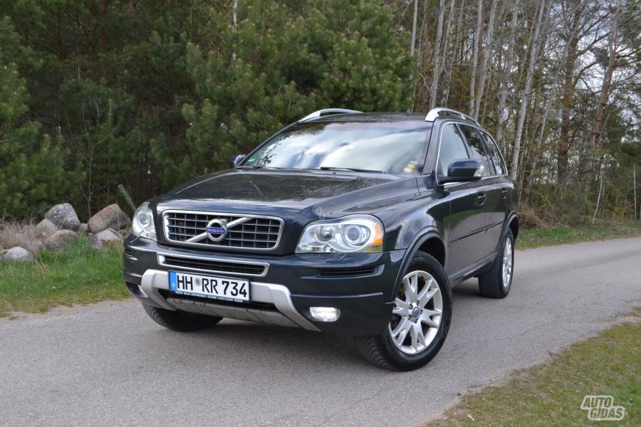 Grey Volvo XC90 2014 in Vilnius, with an engine capacity of 2.40 L and mileage of 294 thousand km for 11950 €, photo 3 on AUTOMOTO.COM.LV