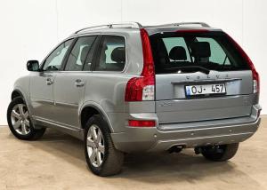 Grey Volvo XC90 2014 in Jurmala, with an engine capacity of 2.40 L and mileage of 204 thousand km for 13990 €, photo 7 on AUTOMOTO.COM.LV