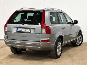 Grey Volvo XC90 2014 in Jurmala, with an engine capacity of 2.40 L and mileage of 204 thousand km for 13990 €, photo 9 on AUTOMOTO.COM.LV
