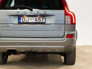 Grey Volvo XC90 2014 in Jurmala, with an engine capacity of 2.40 L and mileage of 204 thousand km for 13990 €, photo 12 on AUTOMOTO.COM.LV