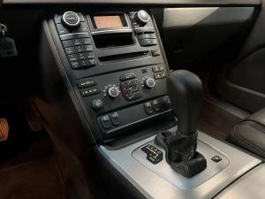 Grey Volvo XC90 2014 in Jurmala, with an engine capacity of 2.40 L and mileage of 204 thousand km for 13990 €, photo 31 on AUTOMOTO.COM.LV