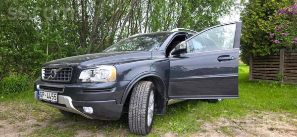 Pelēks Volvo XC90 2014 Rīga, ar dzinēja tilpumu 2.40 L un nobraukumu 268 tūkst. km par 11500 €, foto 4 vietnē AUTOMOTO.COM.LV