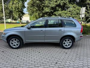 Grey Volvo XC90 2014 in Ogre, with an engine capacity of 2.40 L and mileage of 198 thousand km for 13280 €, photo 11 on AUTOMOTO.COM.LV