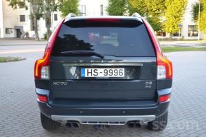 Grey Volvo XC90 2014 in Jurmala, with an engine capacity of 2.40 L and mileage of 271 thousand km for 12200 €, photo 4 on AUTOMOTO.COM.LV