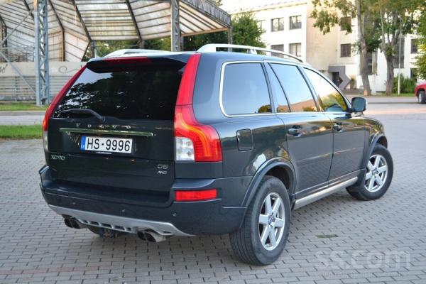 Grey Volvo XC90 2014 in Jurmala, with an engine capacity of 2.40 L and mileage of 271 thousand km for 12200 €, photo 5 on AUTOMOTO.COM.LV