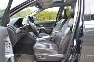 Grey Volvo XC90 2014 in Jurmala, with an engine capacity of 2.40 L and mileage of 271 thousand km for 12200 €, photo 10 on AUTOMOTO.COM.LV