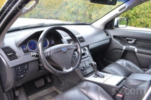 Grey Volvo XC90 2014 in Jurmala, with an engine capacity of 2.40 L and mileage of 271 thousand km for 12200 €, photo 12 on AUTOMOTO.COM.LV