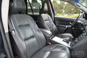 Grey Volvo XC90 2014 in Jurmala, with an engine capacity of 2.40 L and mileage of 271 thousand km for 12200 €, photo 13 on AUTOMOTO.COM.LV