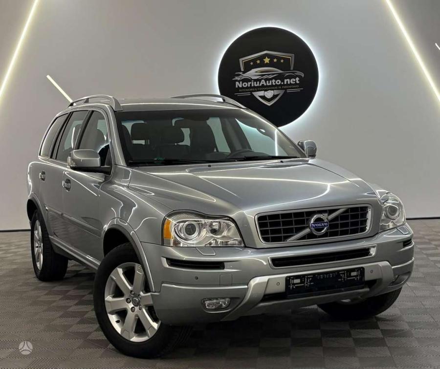 Pelēks Volvo XC90 2014 Marijampole, ar dzinēja tilpumu 2.40 L un nobraukumu 270 tūkst. km par 12750 €, foto 1 vietnē AUTOMOTO.COM.LV