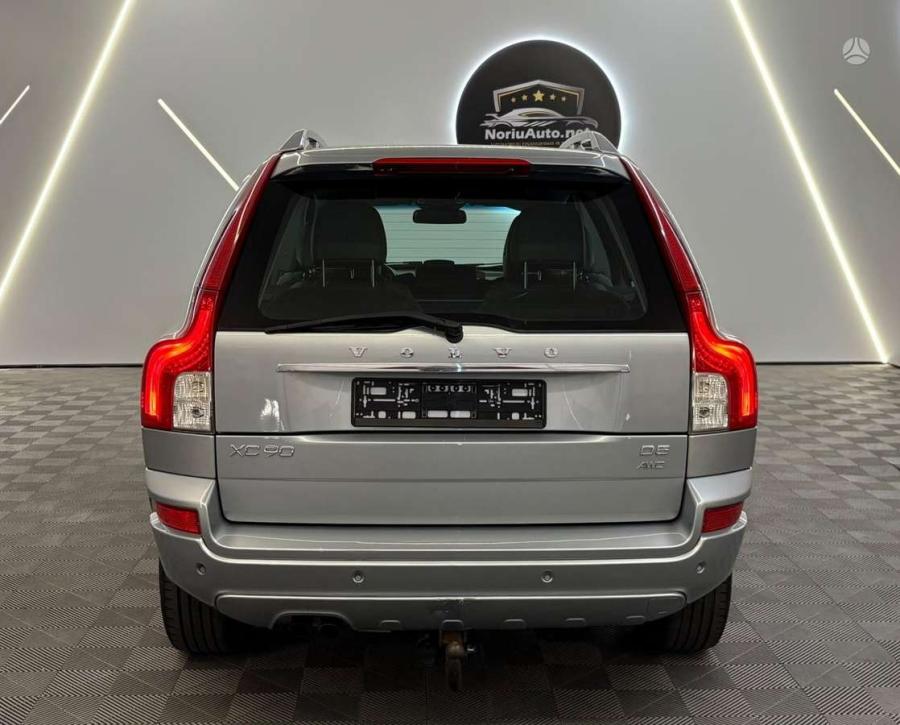 Pelēks Volvo XC90 2014 Marijampole, ar dzinēja tilpumu 2.40 L un nobraukumu 270 tūkst. km par 12750 €, foto 29 vietnē AUTOMOTO.COM.LV
