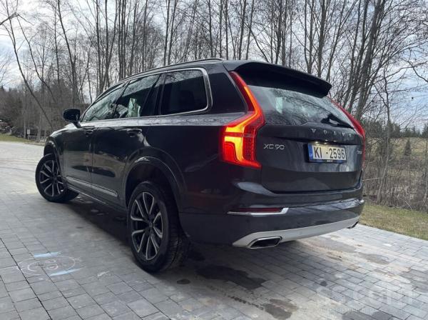 Pelēks Volvo XC90 2015 Rīga, ar dzinēja tilpumu 2.00 L un nobraukumu 168 tūkst. km par 19900 €, foto 3 vietnē AUTOMOTO.COM.LV