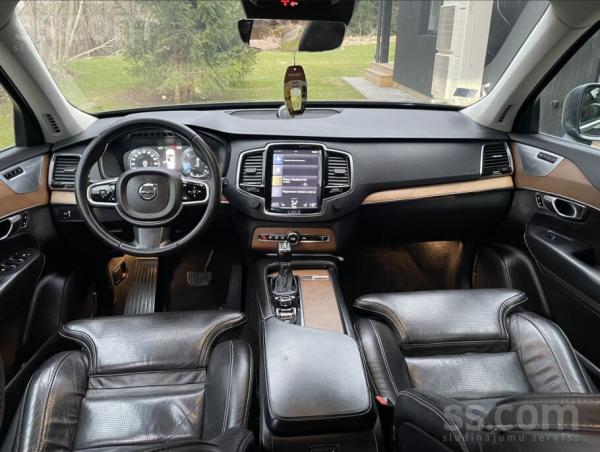 Pelēks Volvo XC90 2015 Rīga, ar dzinēja tilpumu 2.00 L un nobraukumu 168 tūkst. km par 19900 €, foto 8 vietnē AUTOMOTO.COM.LV