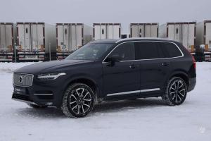 Grey Volvo XC90 2015 in Vilnius, with an engine capacity of 1.97 L and mileage of 333 thousand km for 17699 €, photo 5 on AUTOMOTO.COM.LV