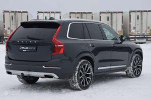 Grey Volvo XC90 2015 in Vilnius, with an engine capacity of 1.97 L and mileage of 333 thousand km for 17699 €, photo 11 on AUTOMOTO.COM.LV