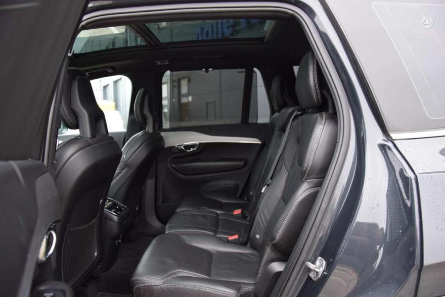 Grey Volvo XC90 2015 in Vilnius, with an engine capacity of 1.97 L and mileage of 333 thousand km for 17699 €, photo 19 on AUTOMOTO.COM.LV